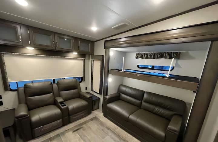 Our Rv Is Your Escape 2 Paradise. 2 Bd. 1.5 Bth - Flagler Beach, FL