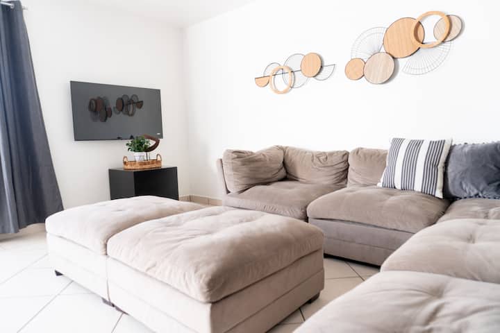 Condo#2 -Amplio, Centrico - Ensenada