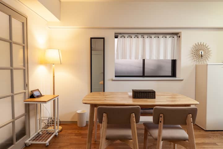 最寄り駅から徒歩1分/品川駅まで6分/おしゃれなデザイナーズ/エレベーターなし/シャト西大井 B02 - Gotanda Station - Shinagawa City