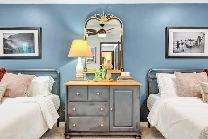 Cary Rendezvous Retreat | Fully Fenced - Cary, NC