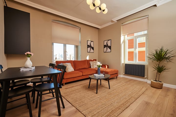 Spacious 3br 2bath Ac In Center - Stambuł