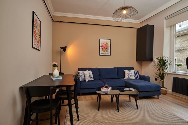 Stunning 3br 2bath Ac In Center - Istanbul