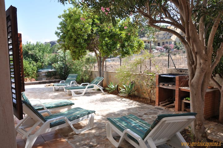 Villa Daniela A 250 Mt. Dal Mare - San Vito Lo Capo