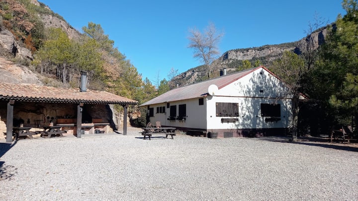 Apartamento Rústico Con Encanto En Solsona . - Solsona