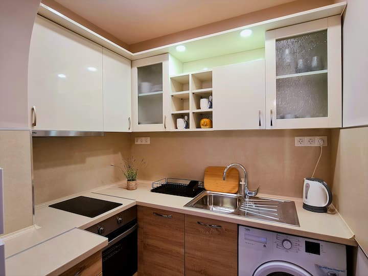 "Стара Варна" - уют до морето - Varna