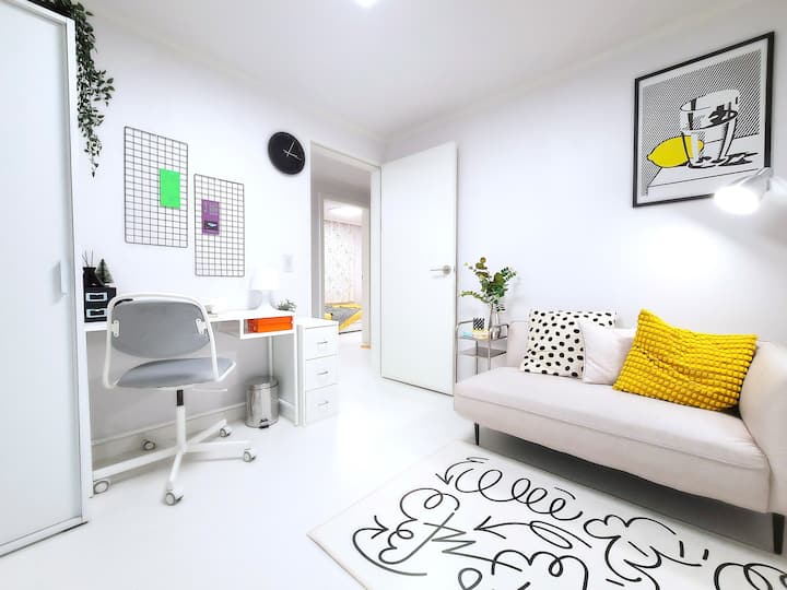 [종로 혜화 가까운! 합법숙소] 서울대병원, Snuh 명동, 인사동, Ddp, 낙산공원 - Seoul