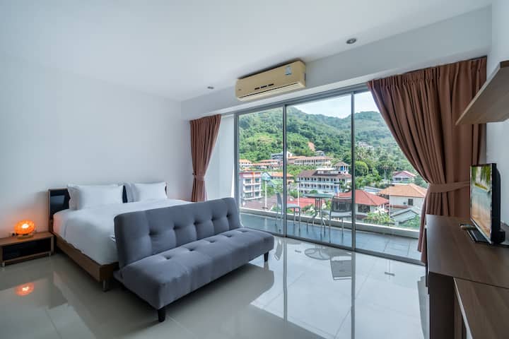 Chic Karon | Top Floor | Hill Views - Kata Beach
