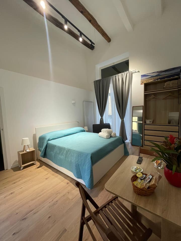 Nabi Suite Riviera - Naples