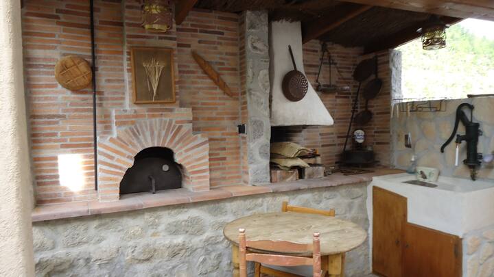 Chez Joëlle & Daniel Chambre Familiale - Entrevaux