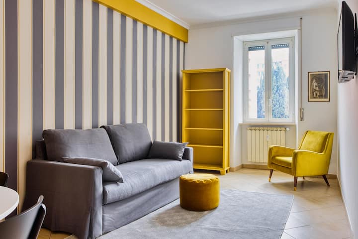 Yellow Stripes Apartment - San Giovanni By Rhr - Rome
