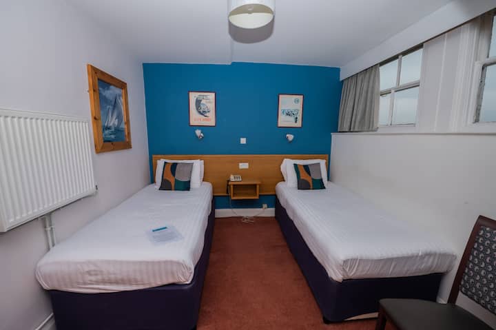 Twin Room Town View At The Manor Hotel - Exmouth