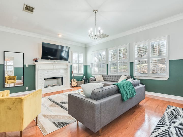 Dt | Free Parking | Game-room | Balcony | Firepit - Austin