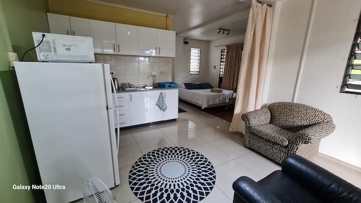 Cozy Studio Apt With Wi-fi Pool - Suva