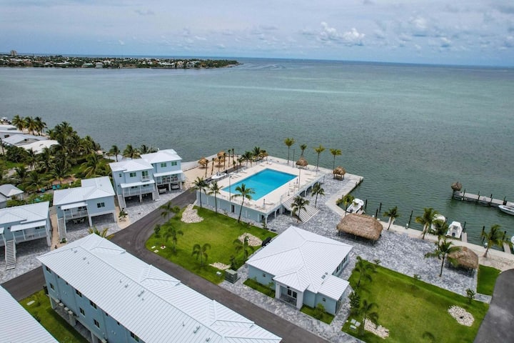 New Townhome In The Heart Of Marathon! - Florida Keys