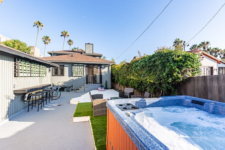 Quaint Beach Villa A Steps From The Beach W/spa - Torrey Hills - San Diego