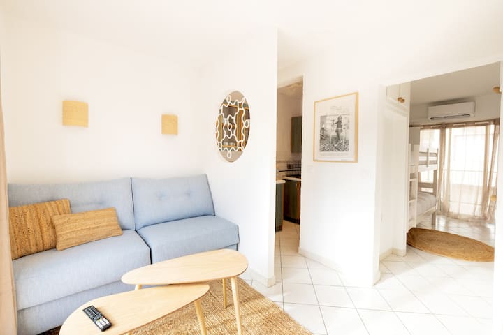 Superbe Appartement Avec Terrasse - 50m De La Mer - Plage de l'Espiguette
