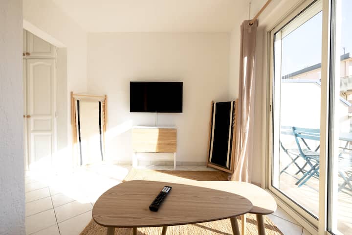 Bel Appartement Avec Terrasse - à 50m De La Mer - La Grande-Motte