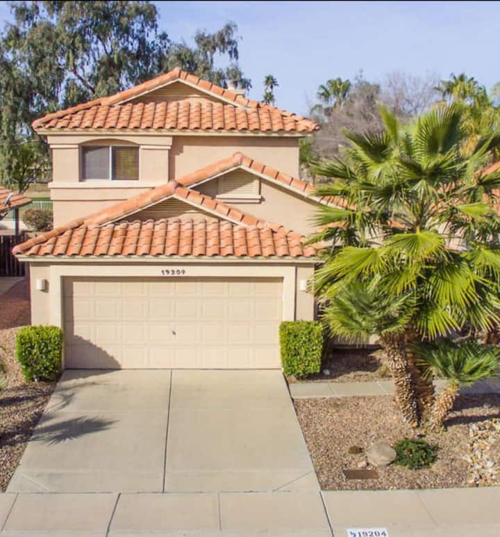 Glendale Oasis! Private  Heated Pool & A Hot Tub! - Glendale, AZ