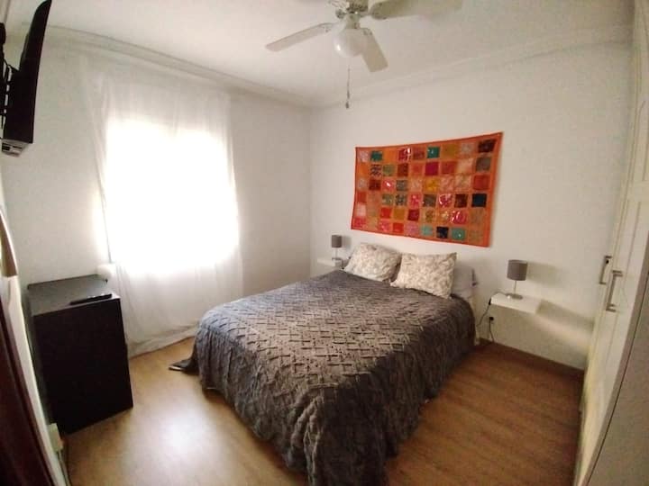 Macarena. Apartamento Muy Luminoso Y Confortable. - Séville