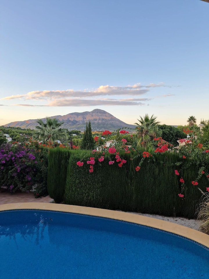 Cosy Villa With Private Pool And Mountain View - Jávea