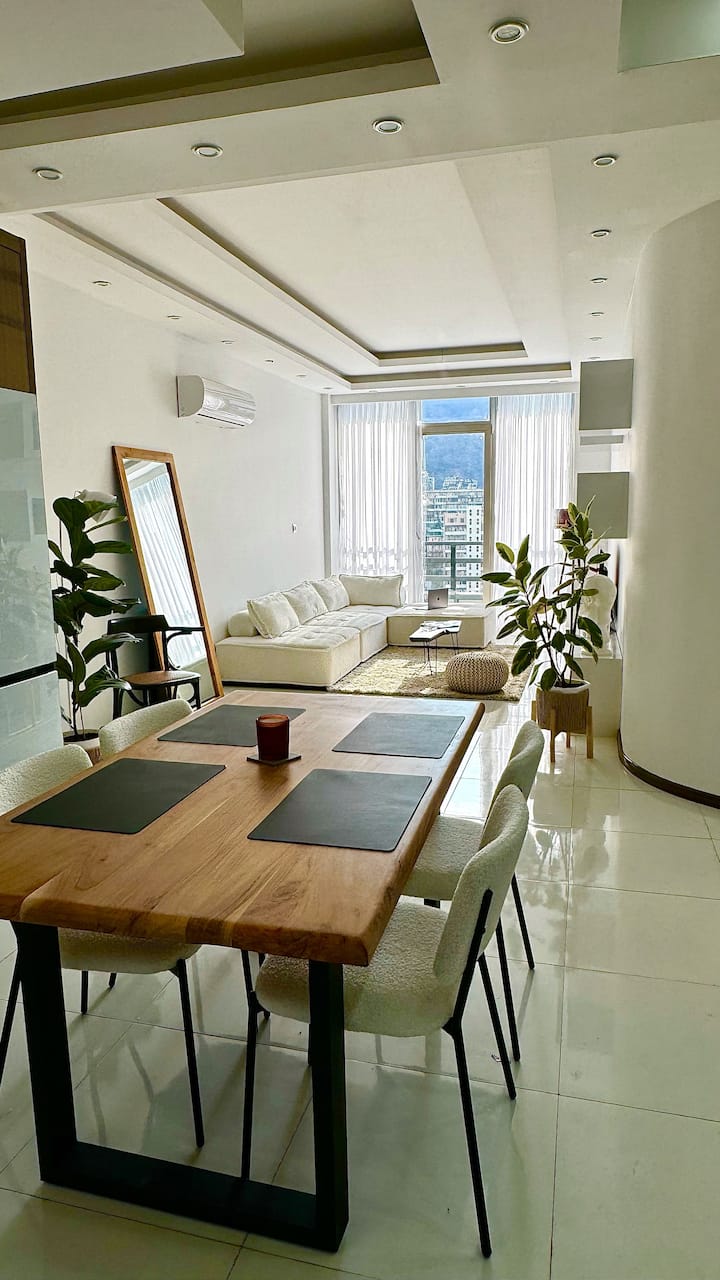 Kelly's Place Near Mziuri Park - Tbilisi