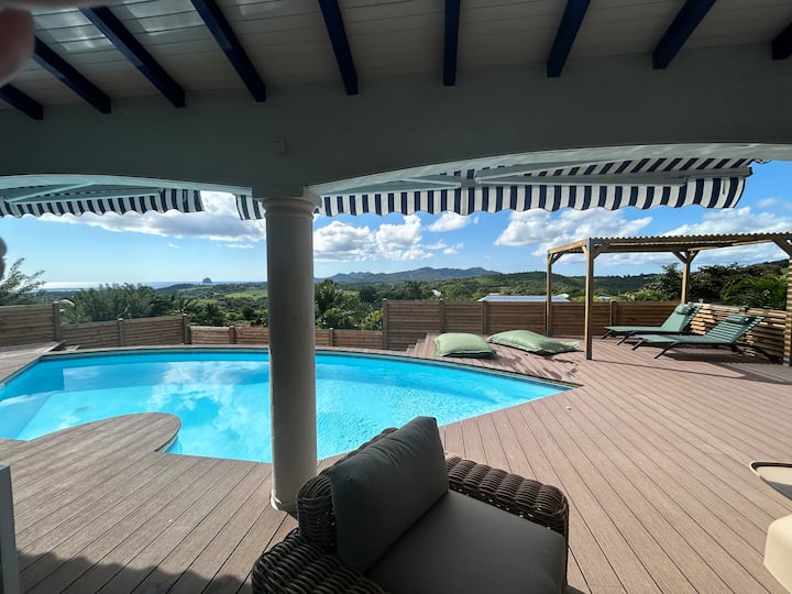 Standing, Vue Mer Magique, Piscine, 4ch 4sdb - Martinique