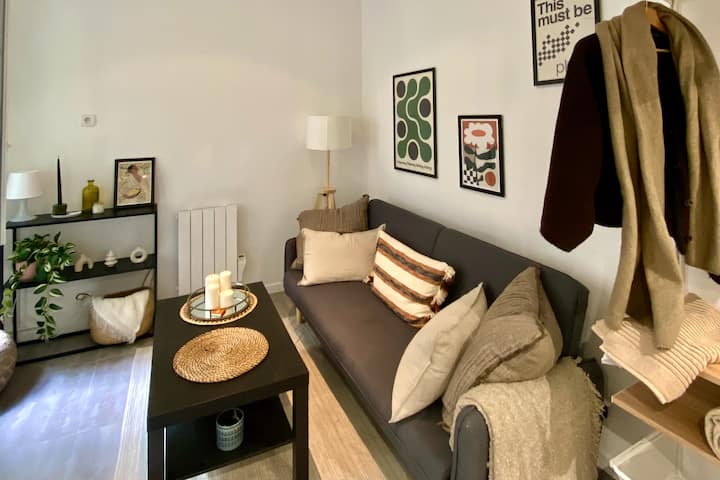 Charmant Studio Aux Pieds De Montmartre - Paris