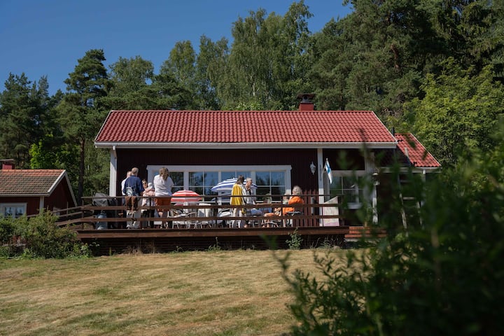 Mökki Luonnon Keskellä Espoossa - Espoo