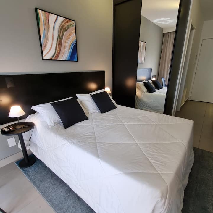 Studio Pratico E Confortável Prox A Puc / Allianz - São Paulo