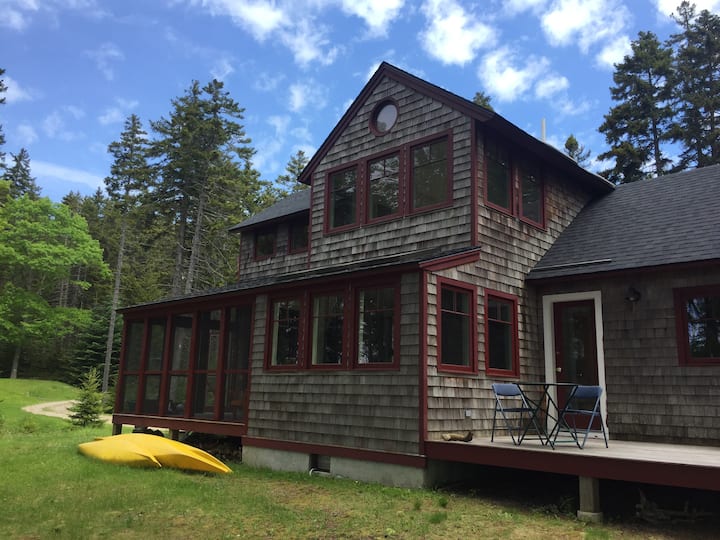Stylish Home On A Saltwater Cove - Stonington, ME