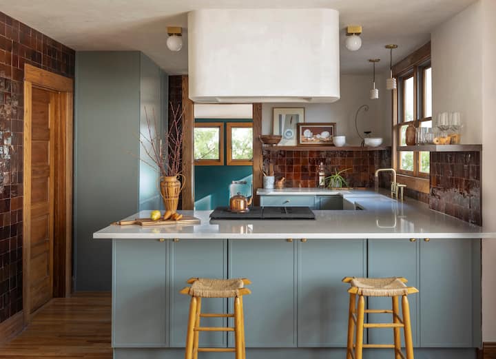Luxe Soulful Berkeley Bungalow - Denver, CO