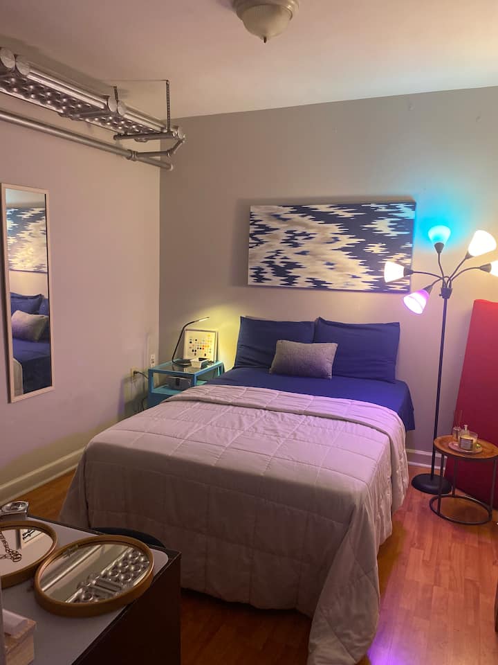 Artroom #1 - Chicago