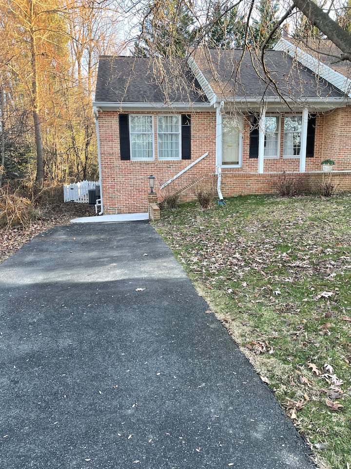 Small Town Getaway- Bel Air - Bel Air, MD