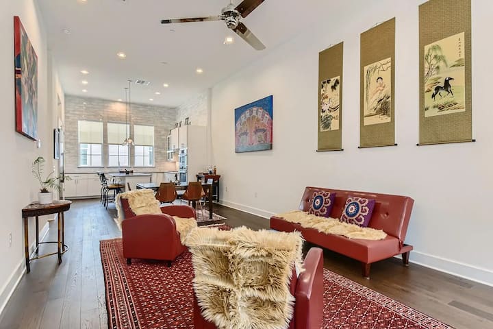 Townhome In The Heart Of Austin - Austin, TX