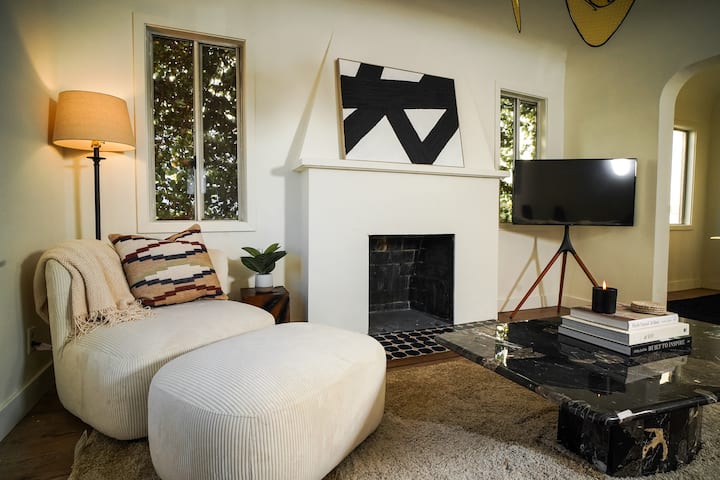Culver City Getaway Walking Distance To Studios - Culver City, CA