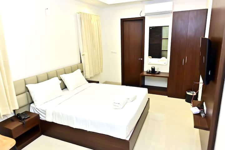 Mallika Sapphire Standard Acroom - Chikkamagaluru