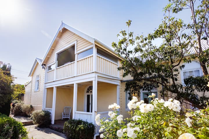 Wollaston House | Heritage Home - Albany