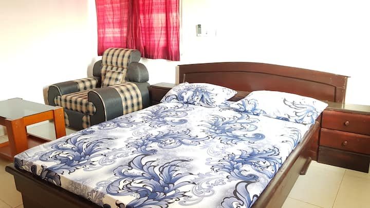 Studio Meublé à Abidjan ( Yopougon Ananeraie) - Côte d'Ivoire