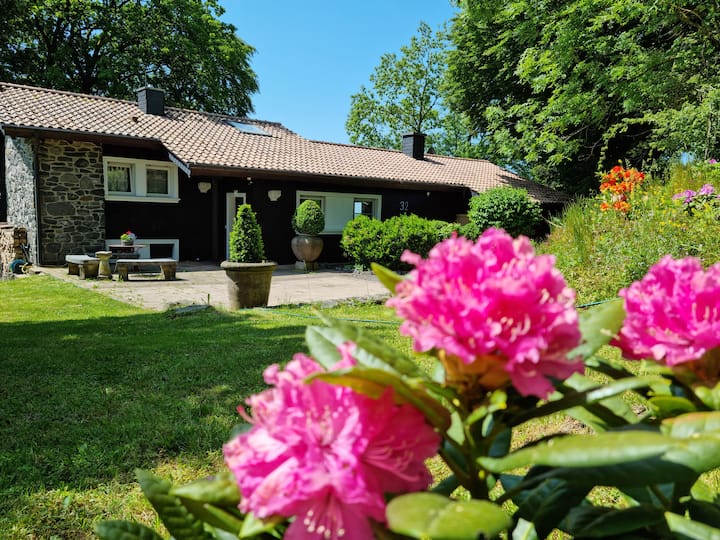 Ferienhaus Vogelsbergblick, Fernblick Sauna Kamin - Schotten