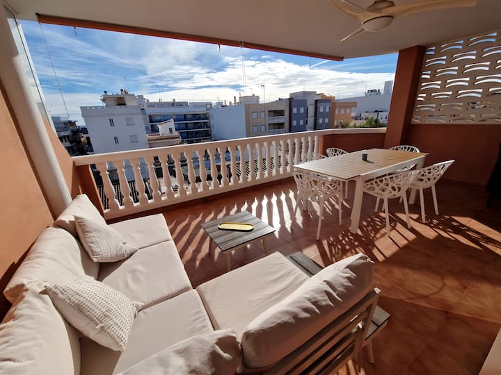 Appartement Cosy Avec Grande Terrasse Et Wifi ! - Moncófar