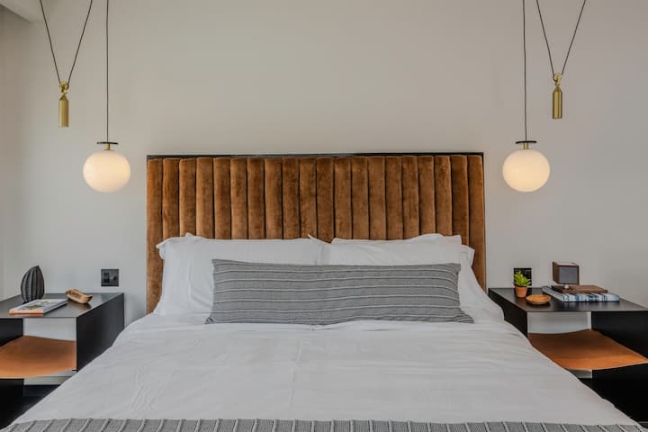 Brannan Lofts: King - Calistoga, CA