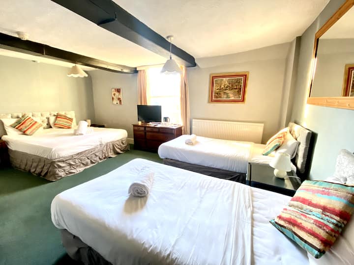 Family Room With Breakfast - Canterbury