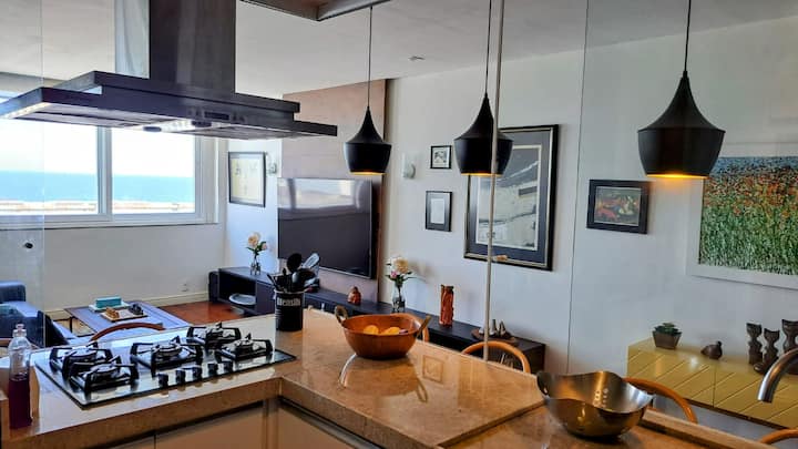 Copacabana: Modern Cozy Apartment W/ Sea View - Copacabana