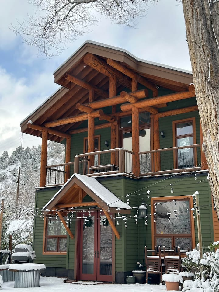 Glenwood Timber Frame Getaway - Glenwood Springs, CO