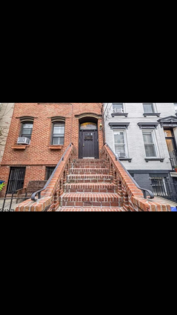 New York City Hoboken Brownstone - Hoboken, NJ