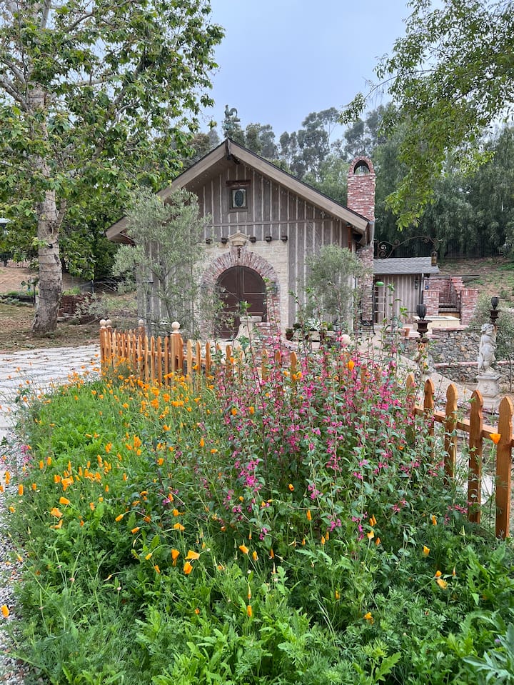 Charming French Chalet - Escondido, CA