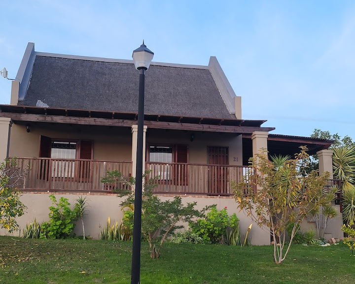 Unpretentious Peaceful Cottage - Clanwilliam