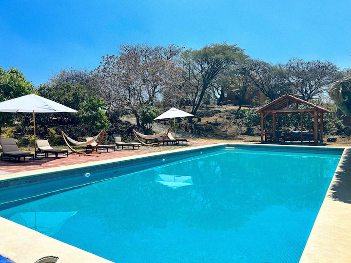 Departamento En Tepoztlán Con Alberca Climatizada - Tepoztlán