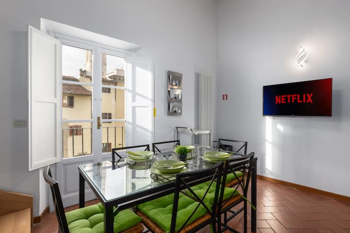 Appartement Exclusif Sur La Place Du Duomo - Florence