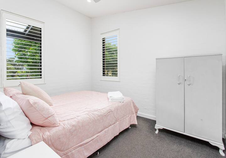 The Perfect Retreat - Nowra